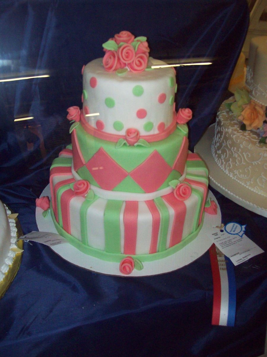 State Fair Wedding Cake Entry - CakeCentral.com