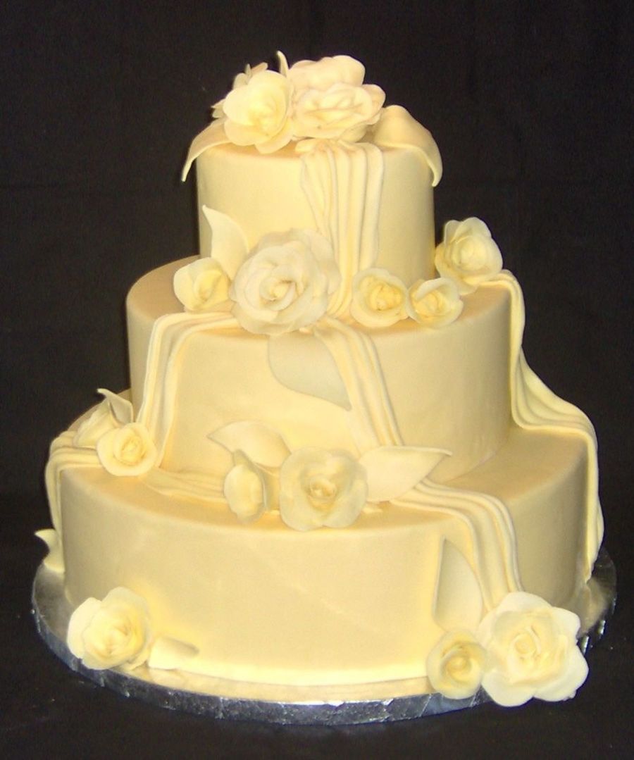 Roses And Drapes - CakeCentral.com