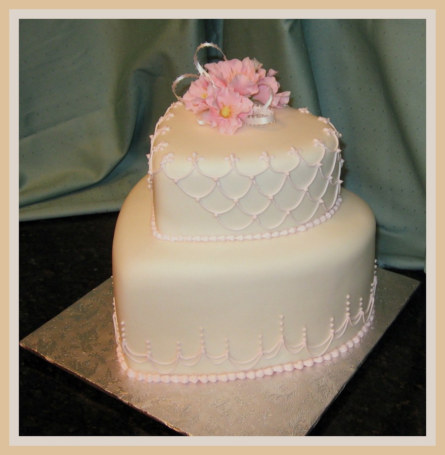 Hearts And Strings - CakeCentral.com