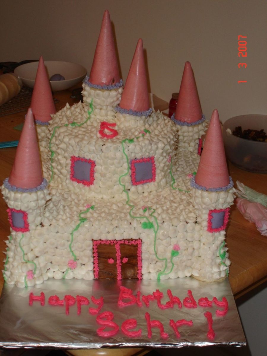 Princess Castle Cake - CakeCentral.com