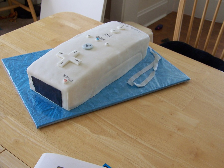 Wii Controller - CakeCentral.com