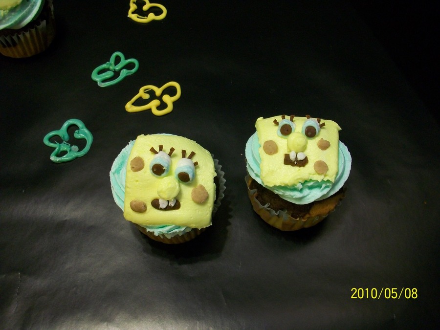 Spongebob Cupcake - CakeCentral.com