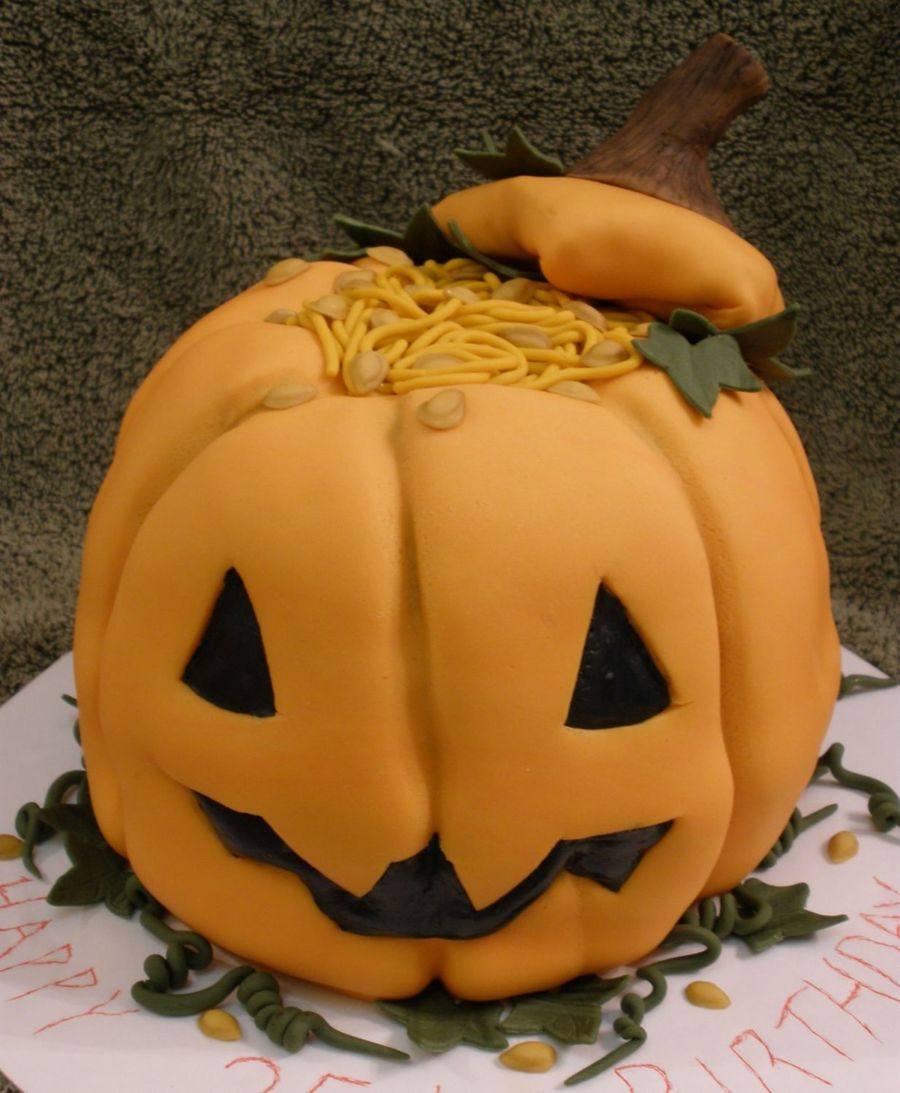 3D Halloween Pumpkin - CakeCentral.com