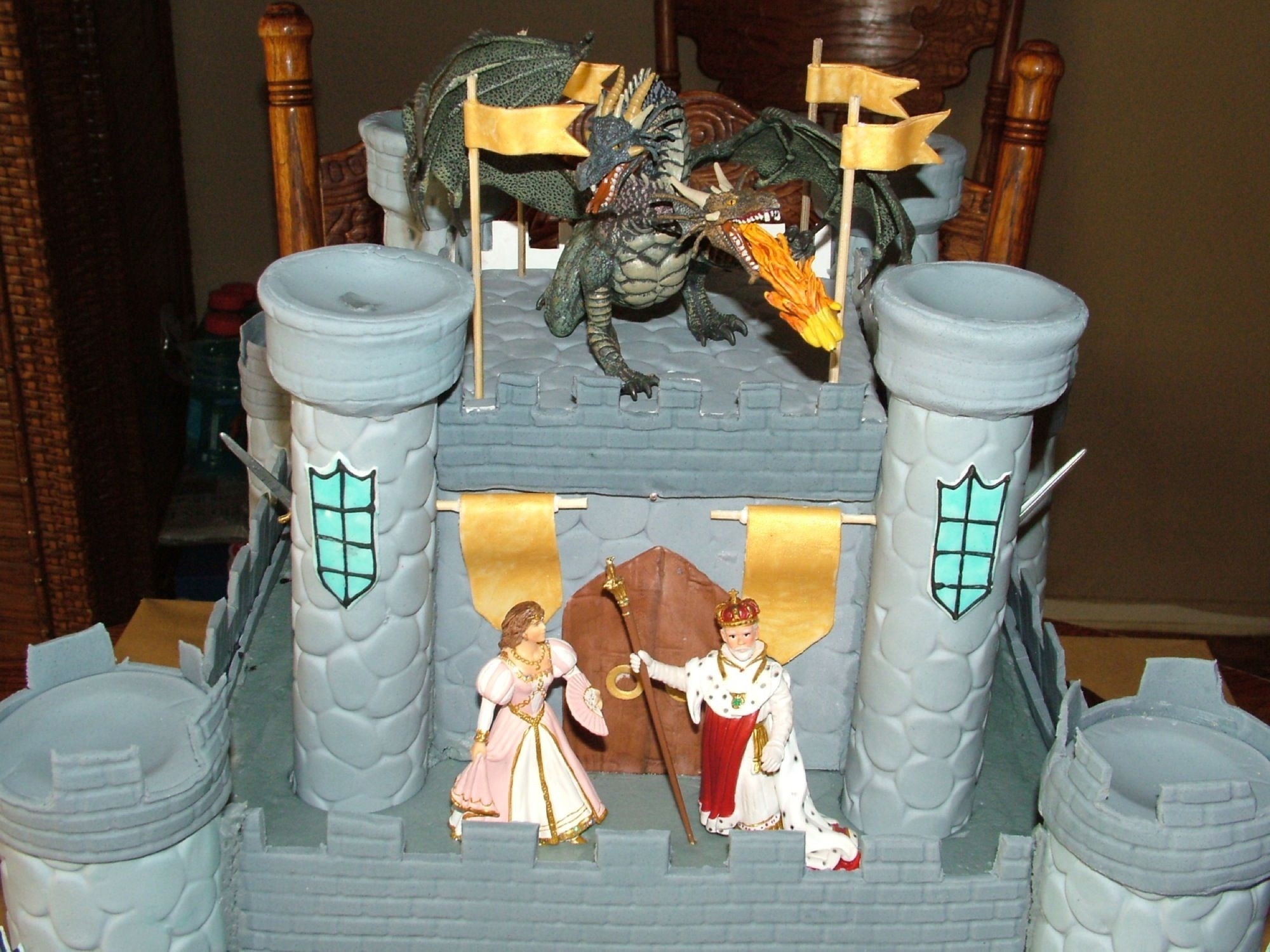 Medieval Castle - CakeCentral.com