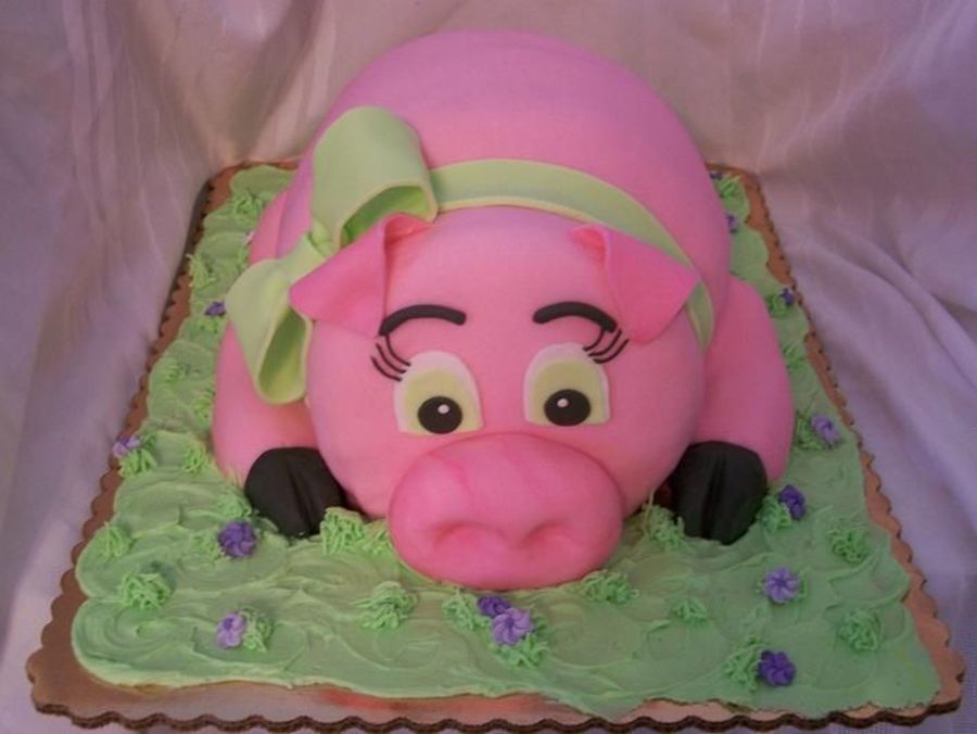 Pretty Pink Pig - CakeCentral.com