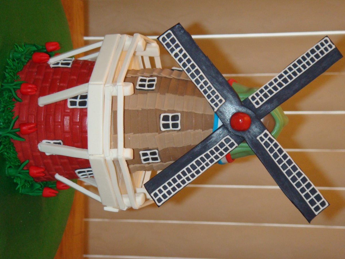 Dutch Windmill Cake - CakeCentral.com
