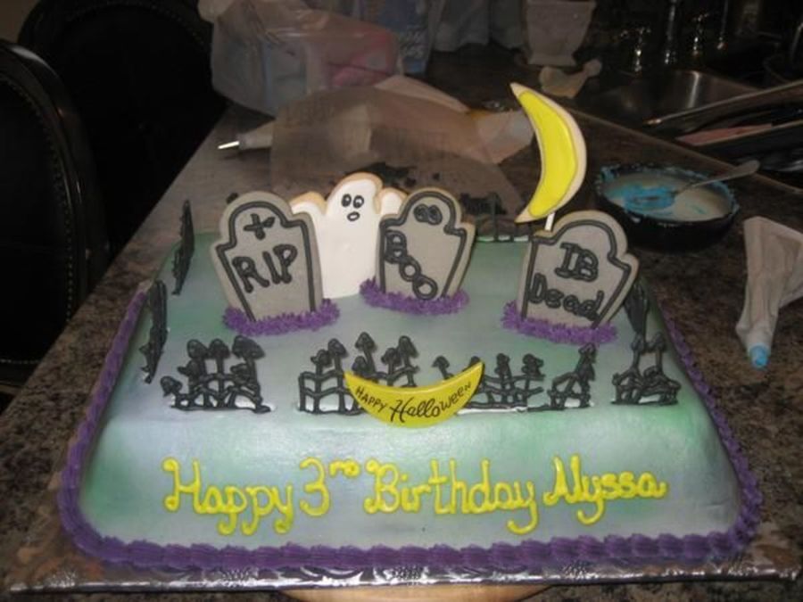 Graveyard Cake - CakeCentral.com