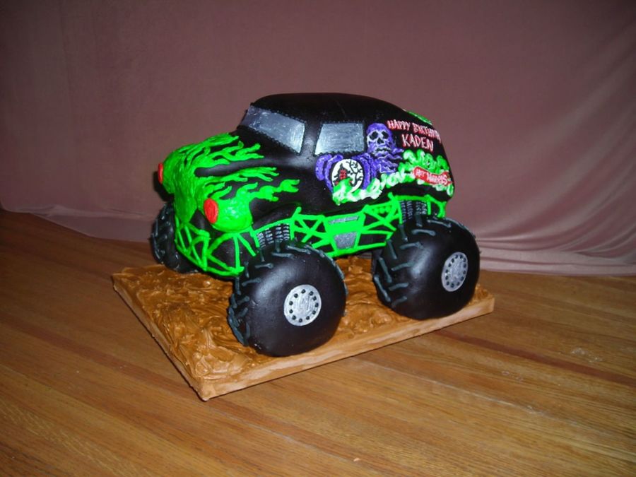 Grave Digger - CakeCentral.com