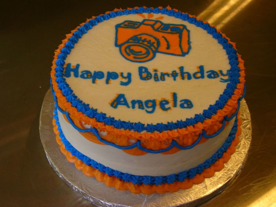 Camera Cake - CakeCentral.com