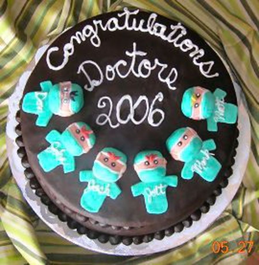 Med Student Graduation Cake - CakeCentral.com