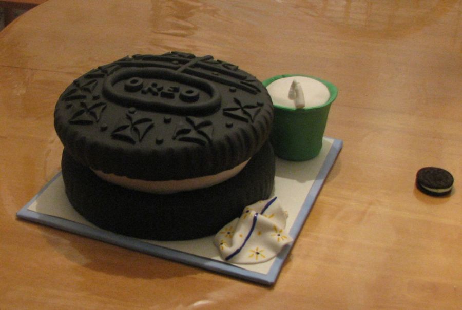 Oreo Cookie - CakeCentral.com