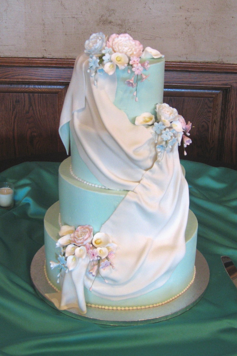 Turquoise Wedding Cake - CakeCentral.com