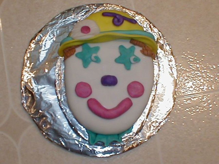Clown Cake - CakeCentral.com