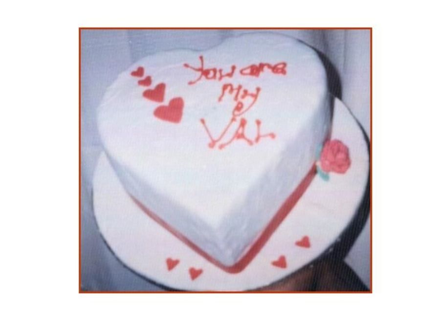 Val_Cake.jpg - CakeCentral.com