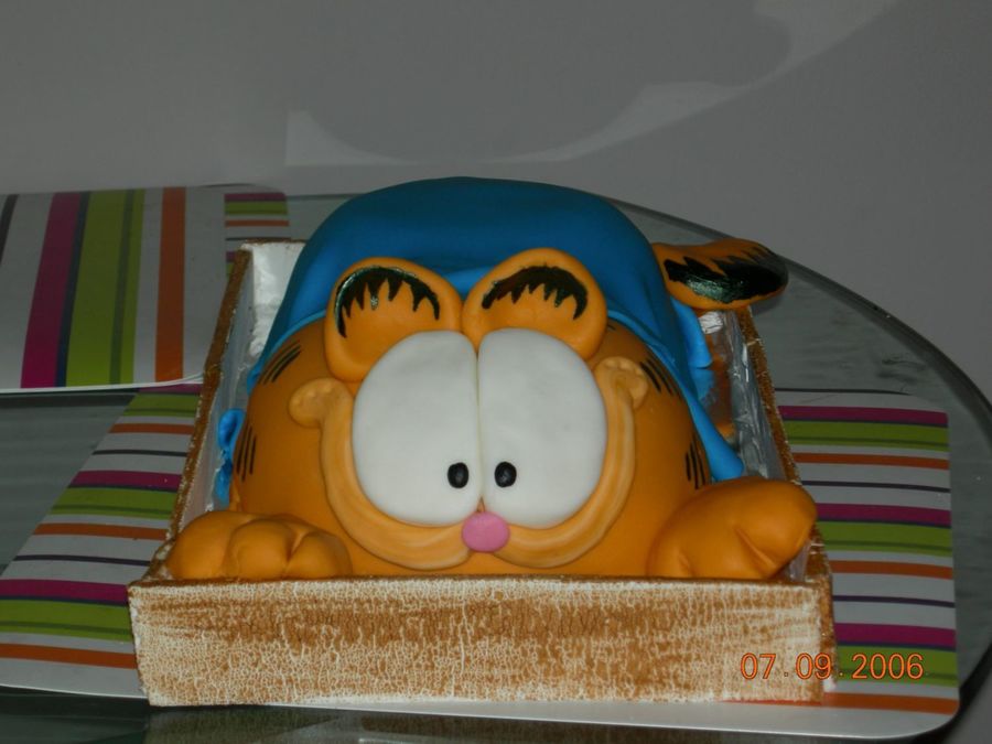 Garfield - CakeCentral.com