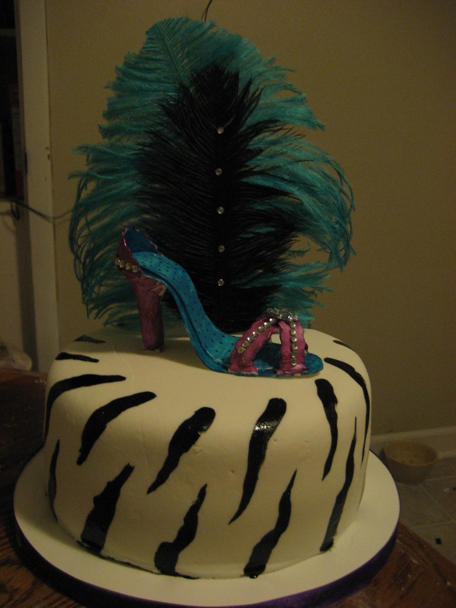 Diva Cake - CakeCentral.com