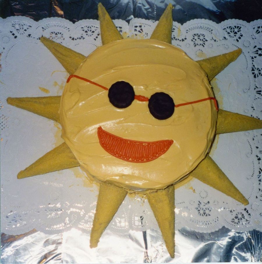 Sun Cake - CakeCentral.com