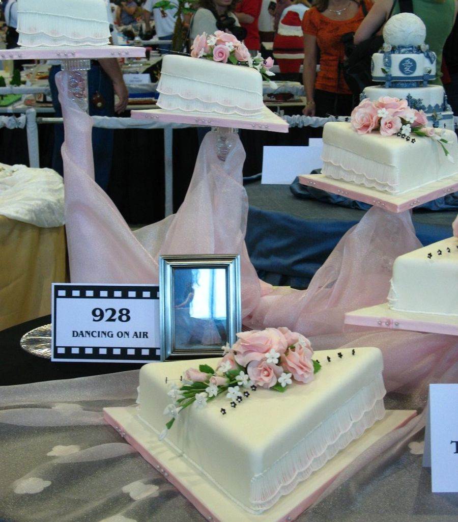 Ossas 07 Grand National Wedding Cake Competition - CakeCentral.com