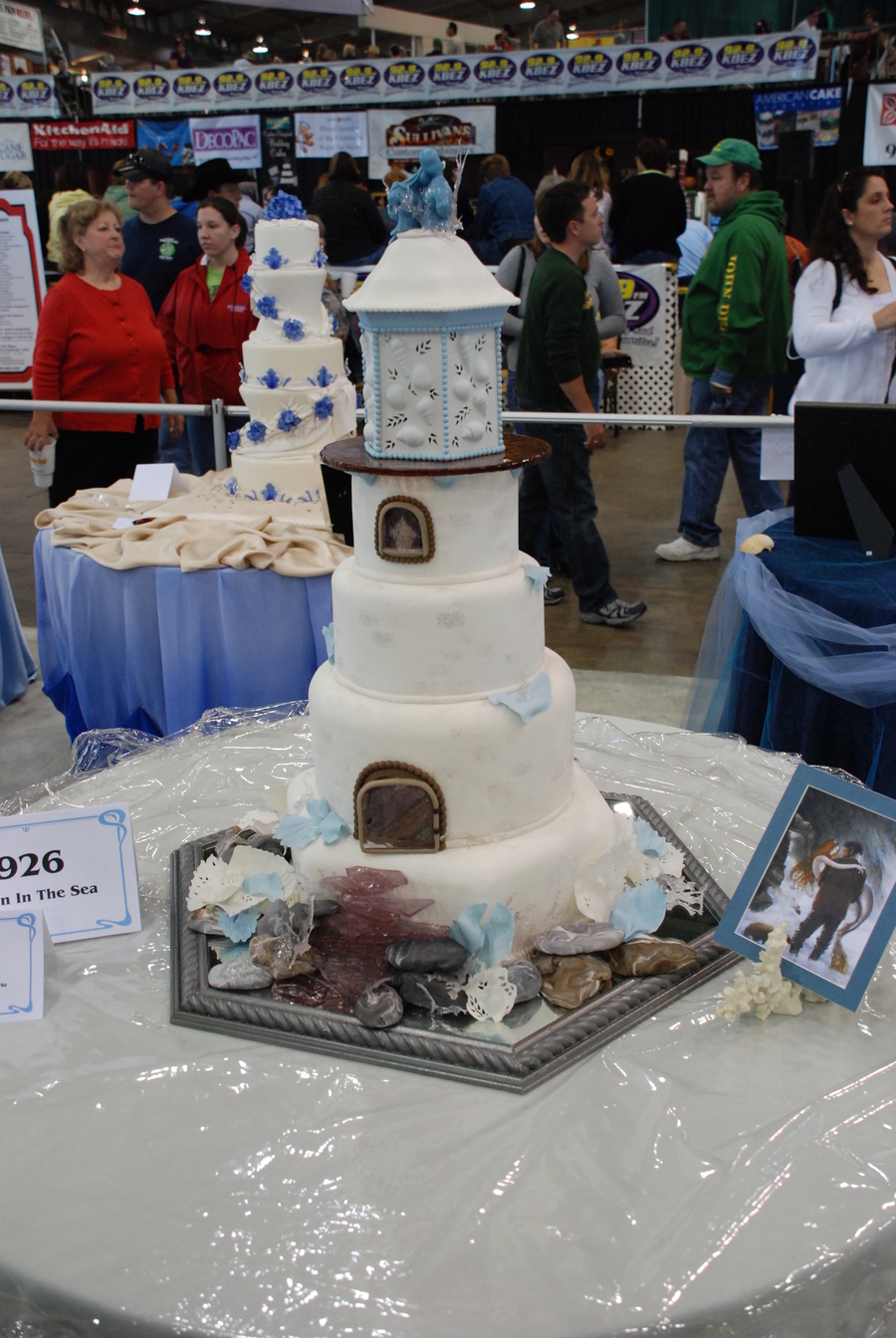 Siren In The Sea - CakeCentral.com