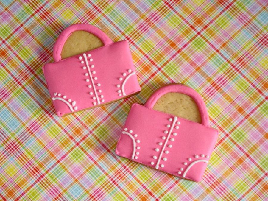 Pink Purses - CakeCentral.com