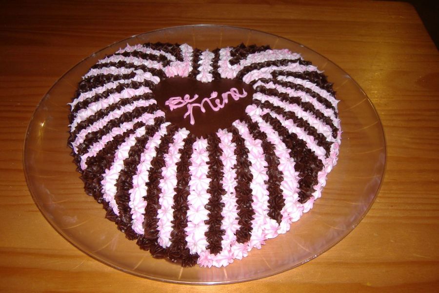 Valentine Cake - CakeCentral.com