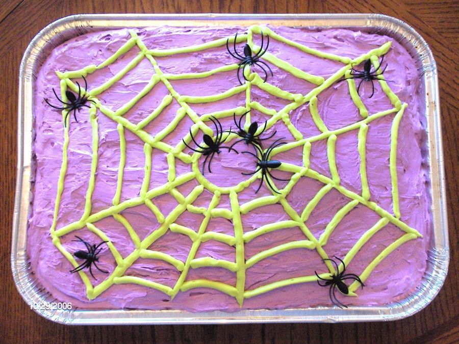 Spider Cake - CakeCentral.com