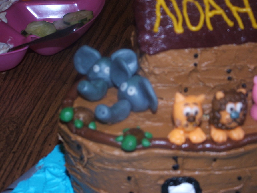 Noah's Ark - CakeCentral.com