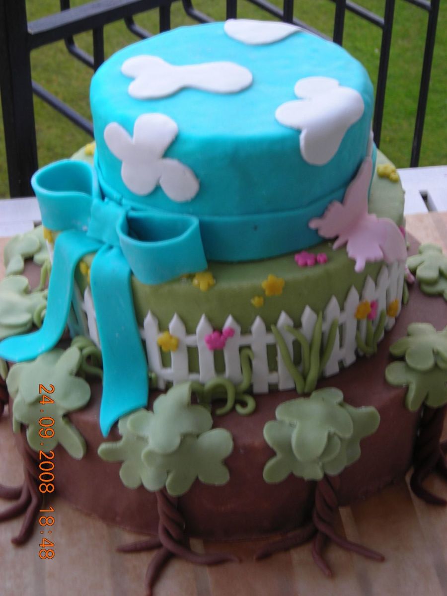 Picket Fence - CakeCentral.com