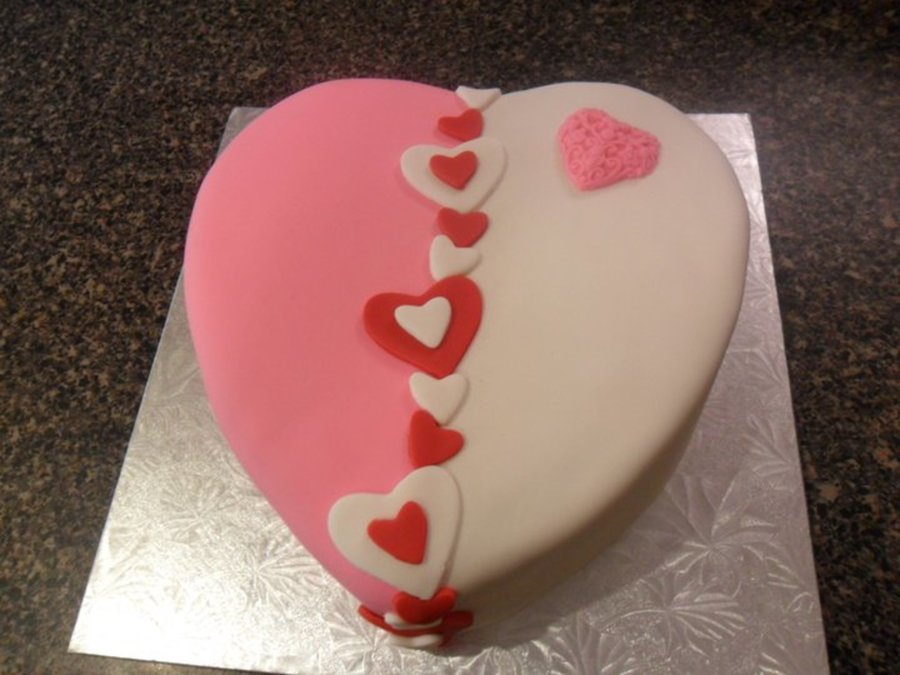 Valentine's Day - CakeCentral.com