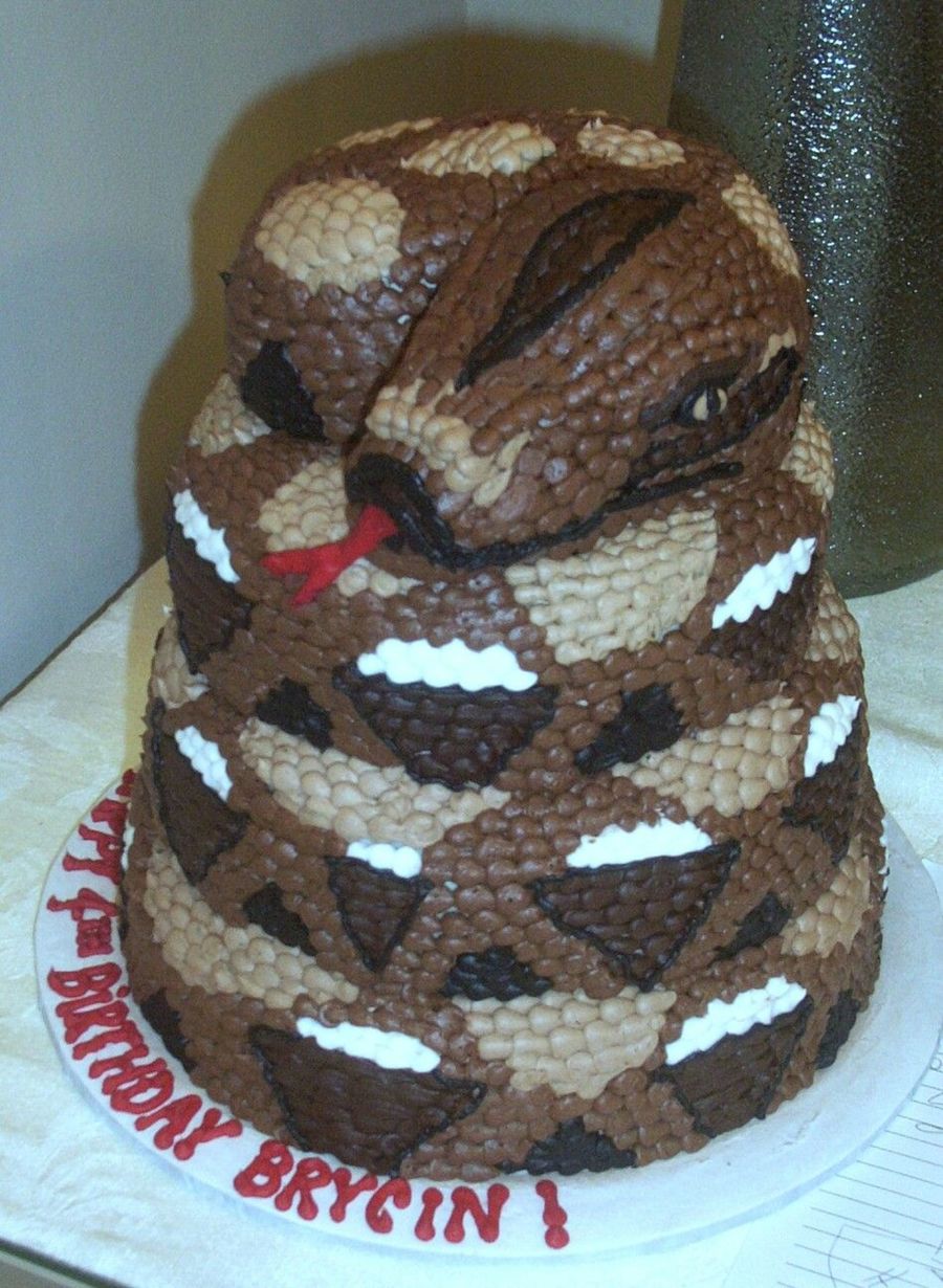 Boa Cake - CakeCentral.com
