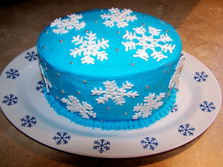 Snowflake Cake - CakeCentral.com