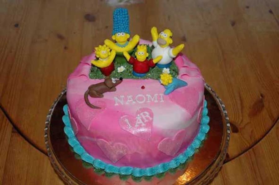 The Simpson Family! - CakeCentral.com