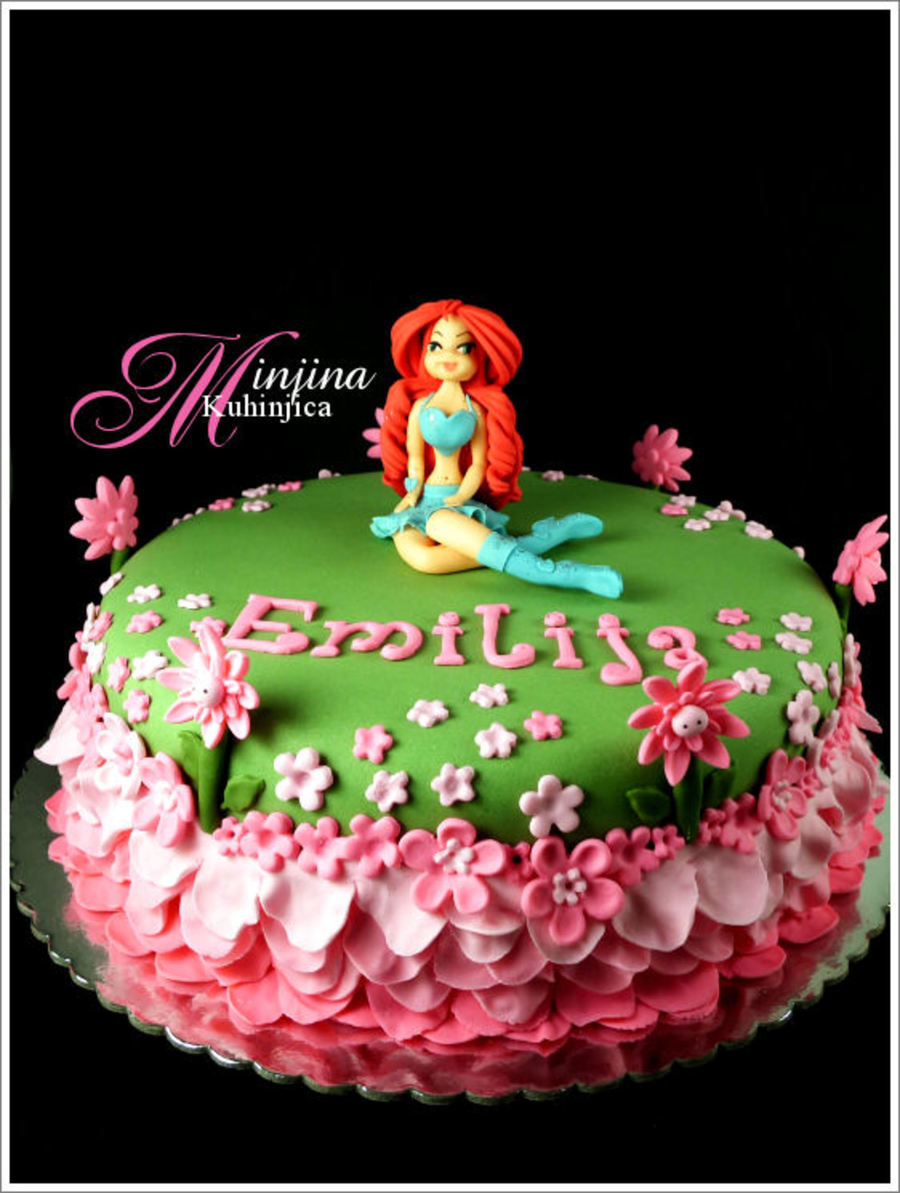 Winx Bloom - CakeCentral.com