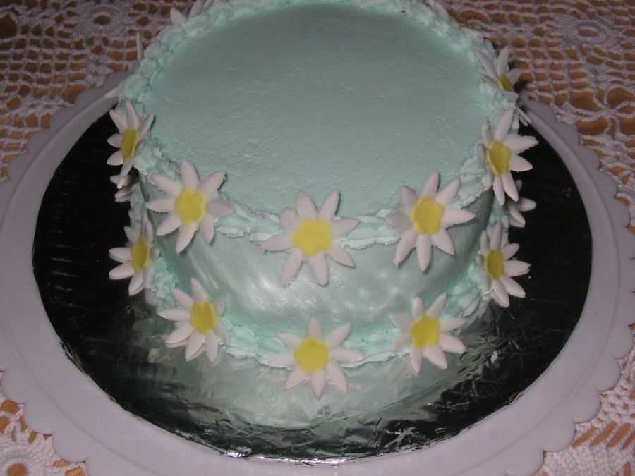 Daisy Cake - CakeCentral.com