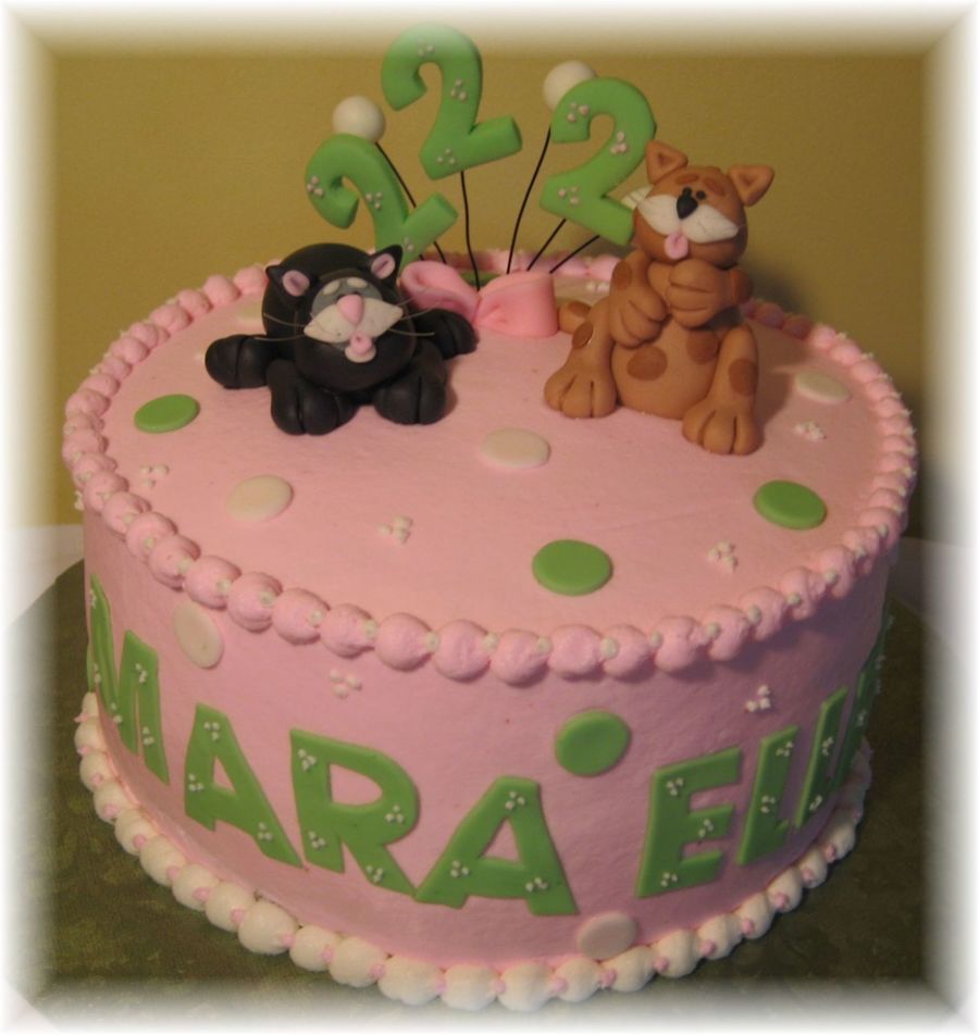 Mara Ellen's - CakeCentral.com