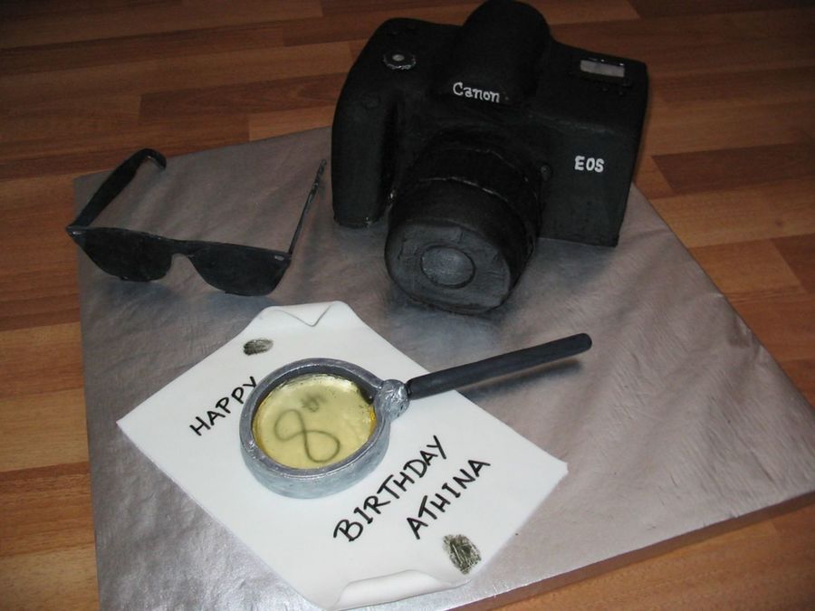 Spy Camera Cake - CakeCentral.com
