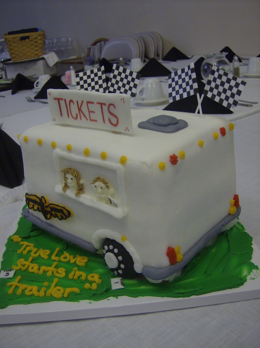 Indy 500 - CakeCentral.com