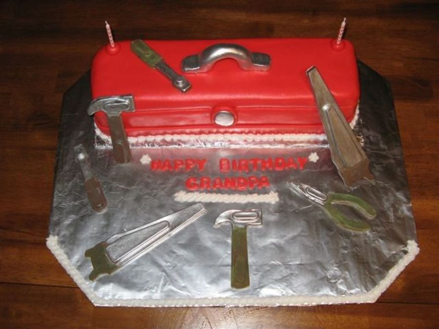 Toolbox Cake - CakeCentral.com