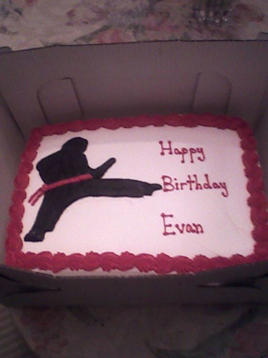 Karate Cake - CakeCentral.com