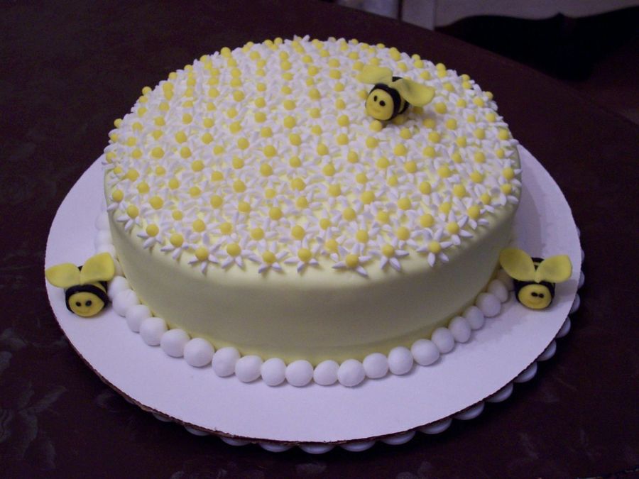 Flowers And Bees - CakeCentral.com