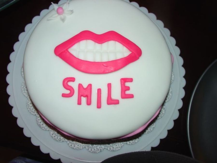 Smile! - CakeCentral.com