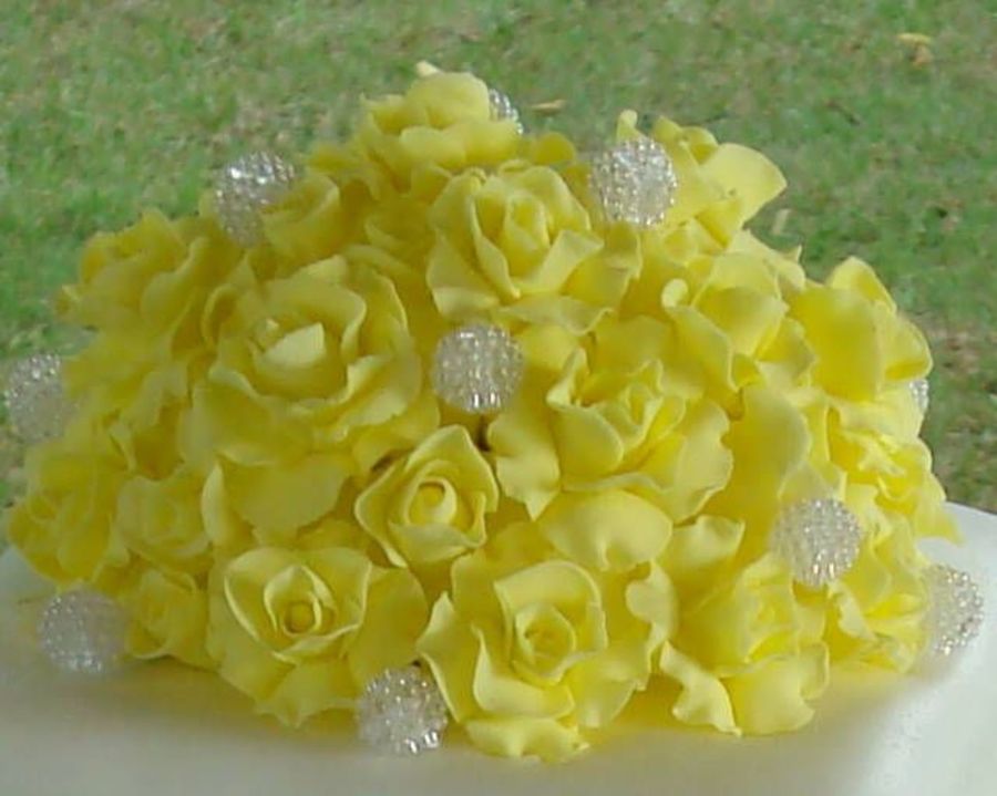 Yellow Rose Topper - CakeCentral.com