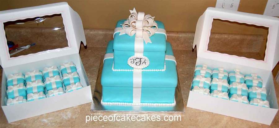 Tiffany Box With Mini Boxes - CakeCentral.com