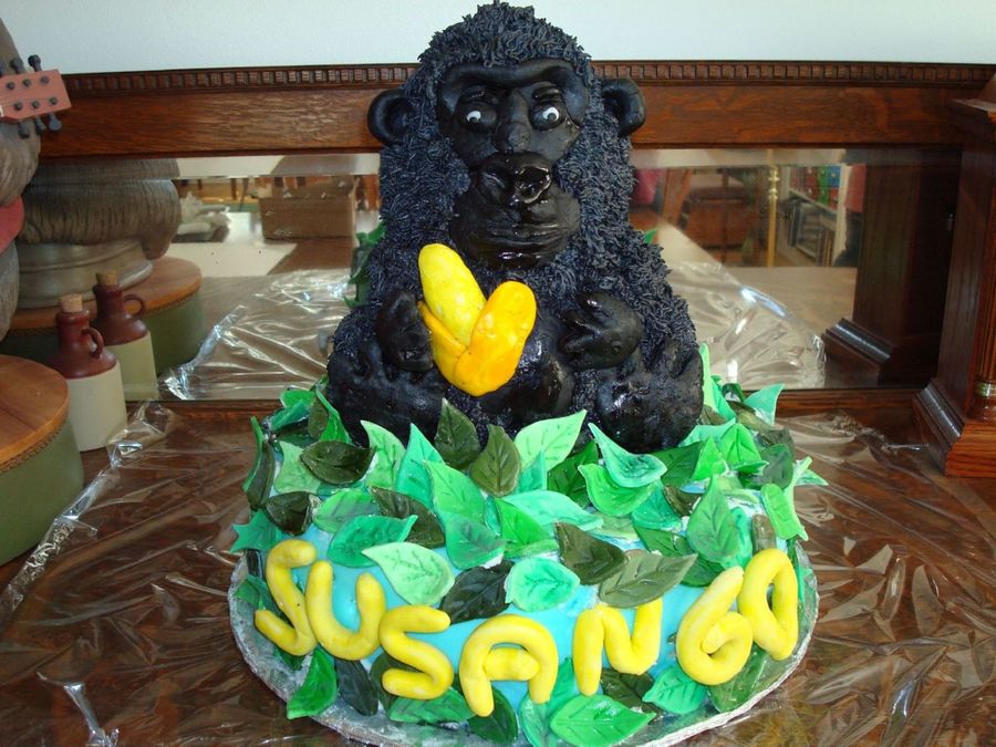 Gorilla Cake - CakeCentral.com