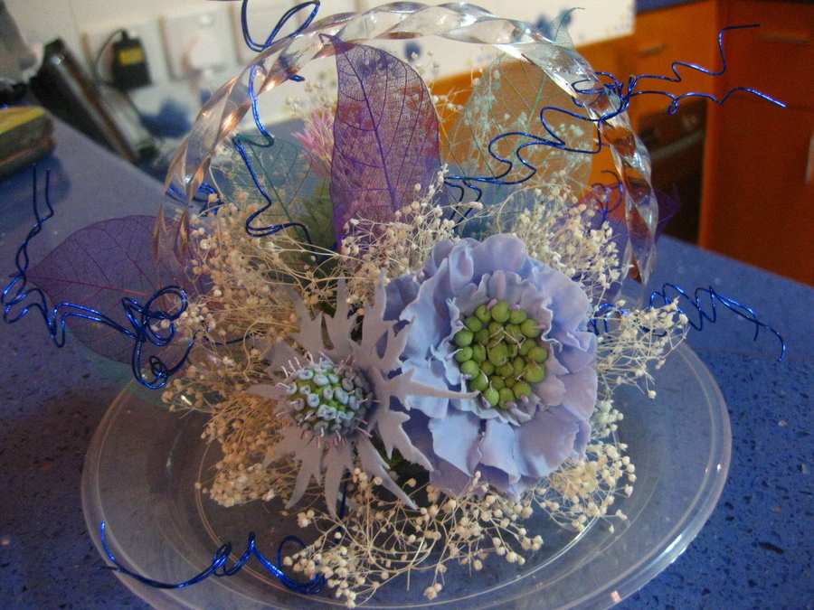 Gumpaste Topper - CakeCentral.com