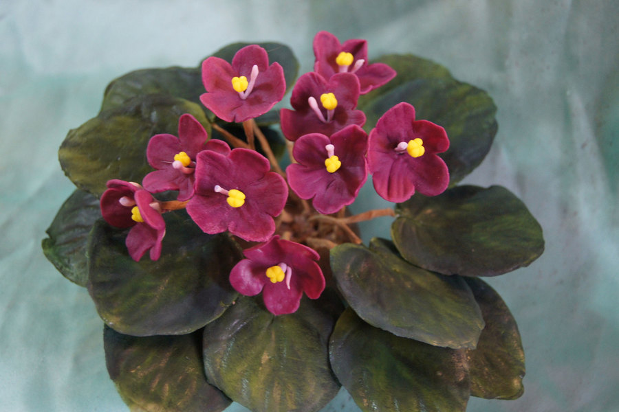 Gumpaste African Violet - CakeCentral.com