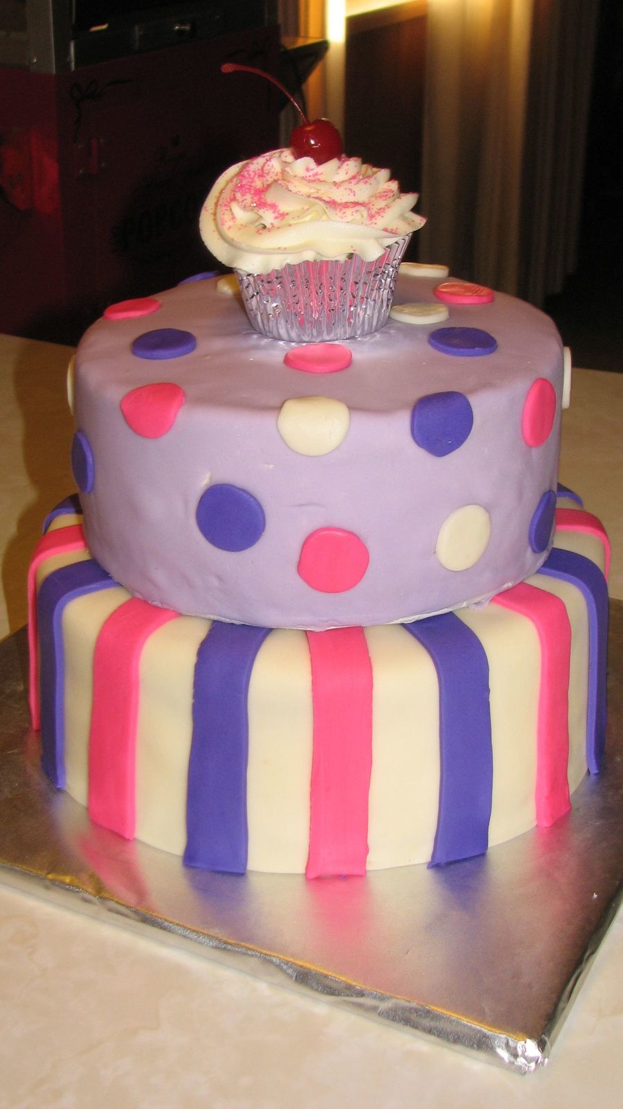 Img_1800.jpg - CakeCentral.com