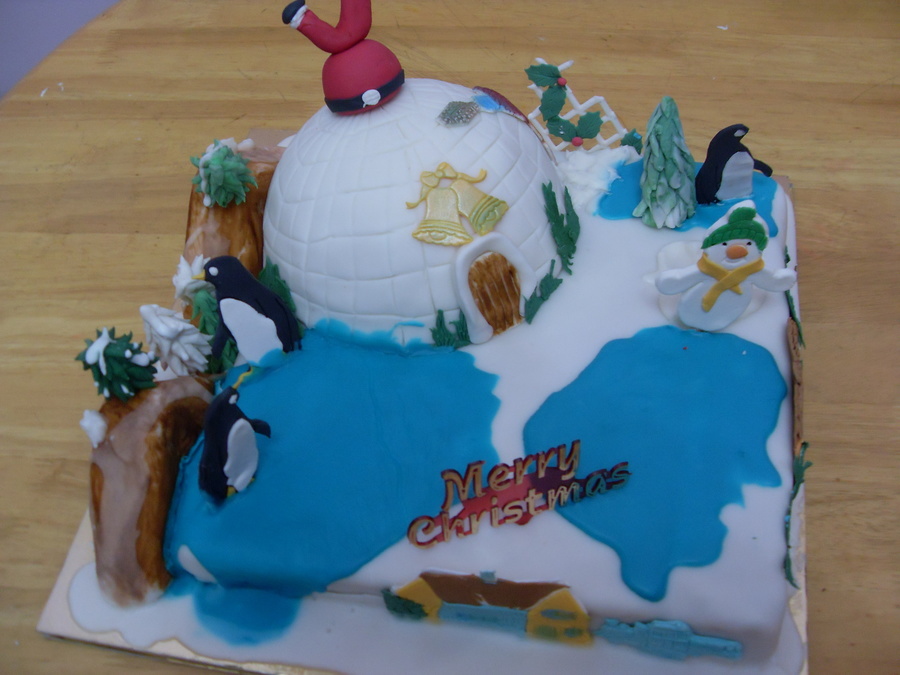 Santa Down The Igloo - CakeCentral.com