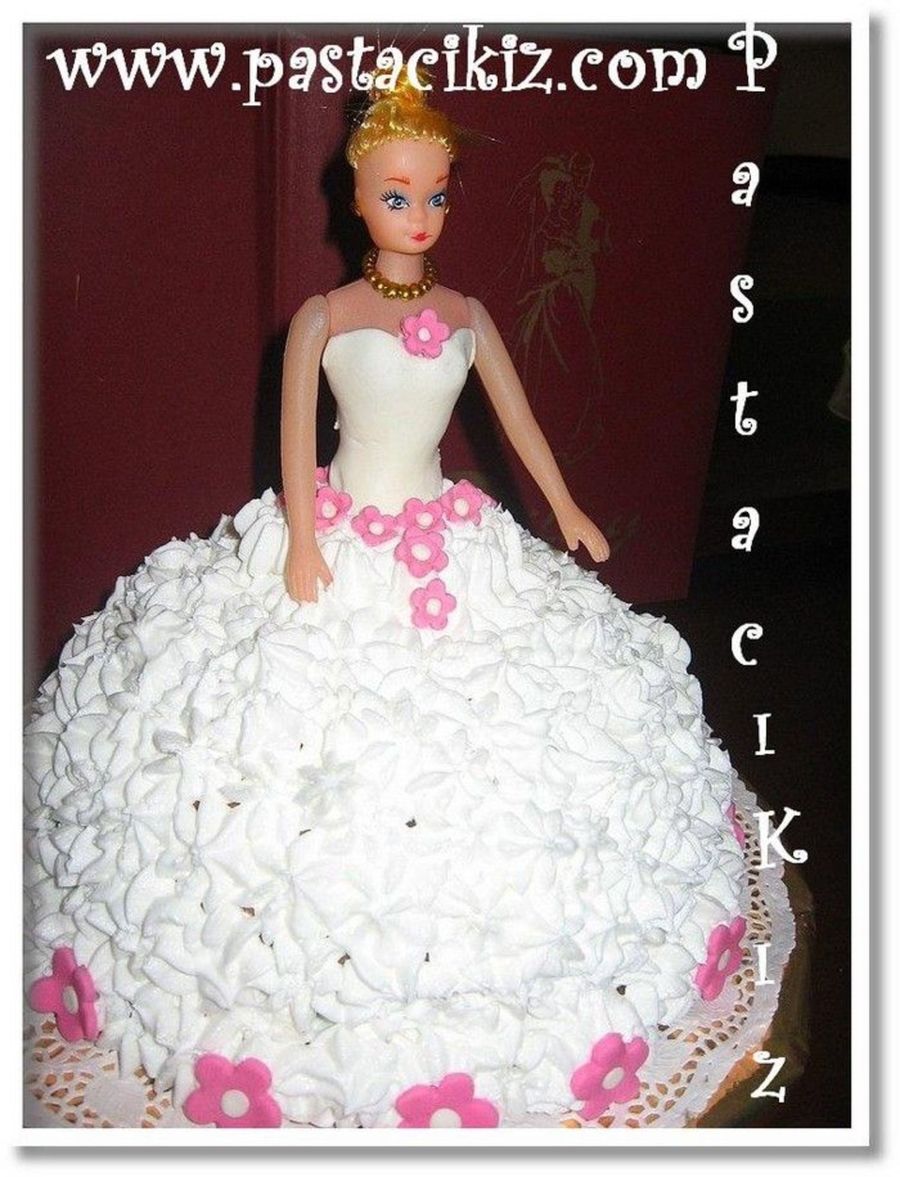 Barbi_Pasta2.jpg - CakeCentral.com