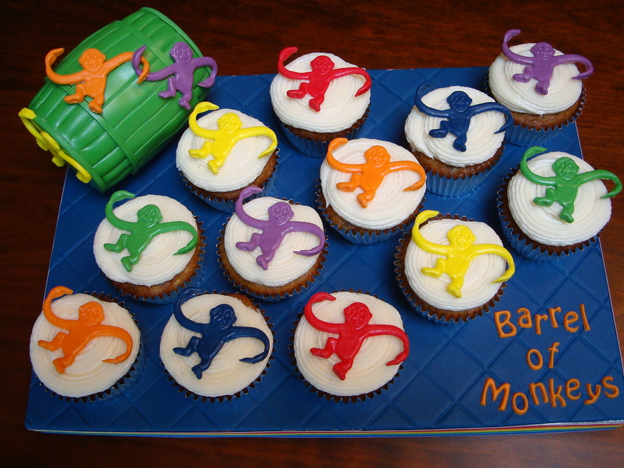 Barrel Of Monkeys Cupcakes - CakeCentral.com